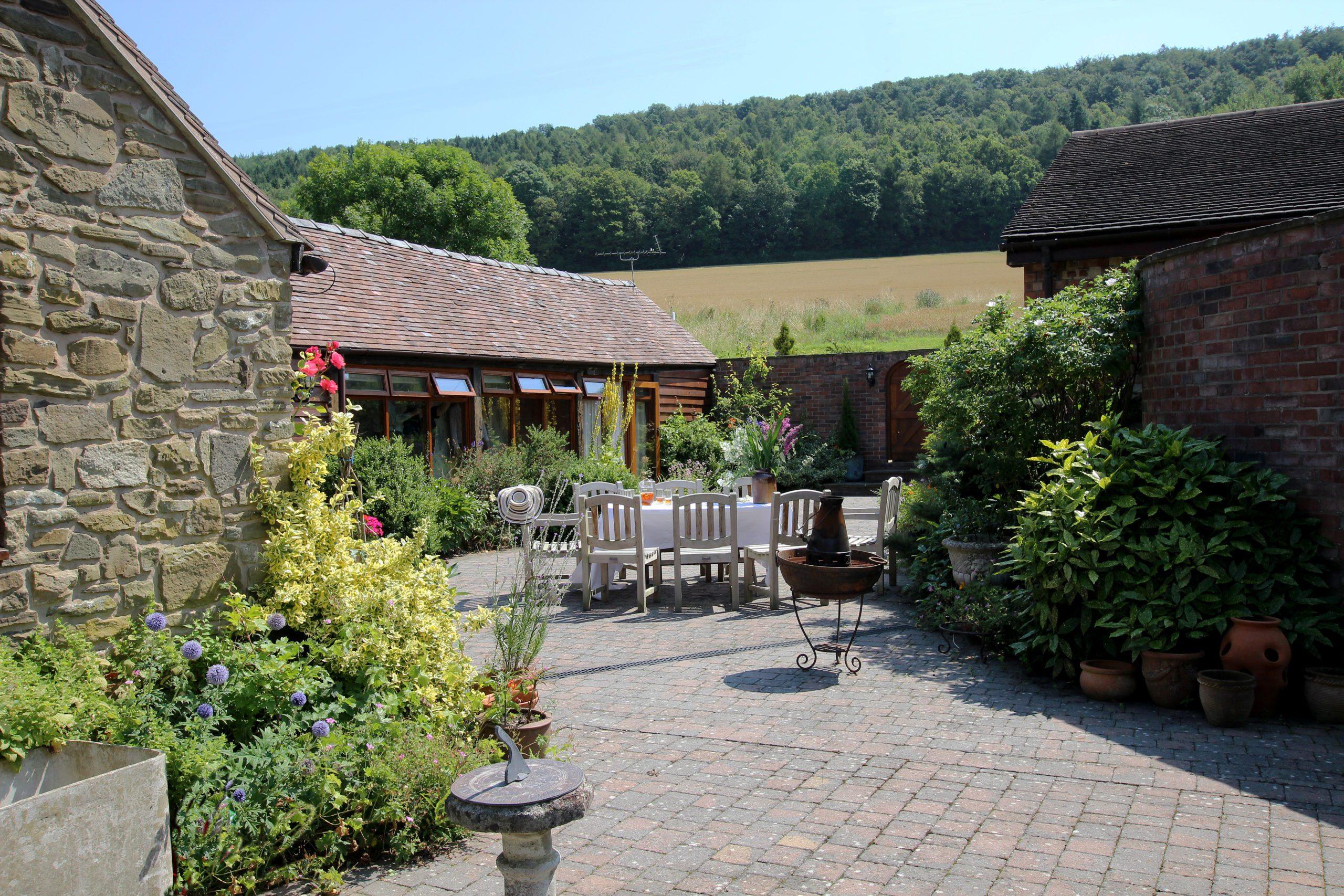 Luxury Self Catering Dog Friendly Cottage, Shropshire